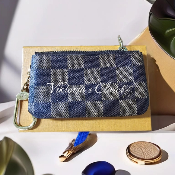 Bags | 2201130 Louis Vuitton Monogram Key Cles | Poshmark